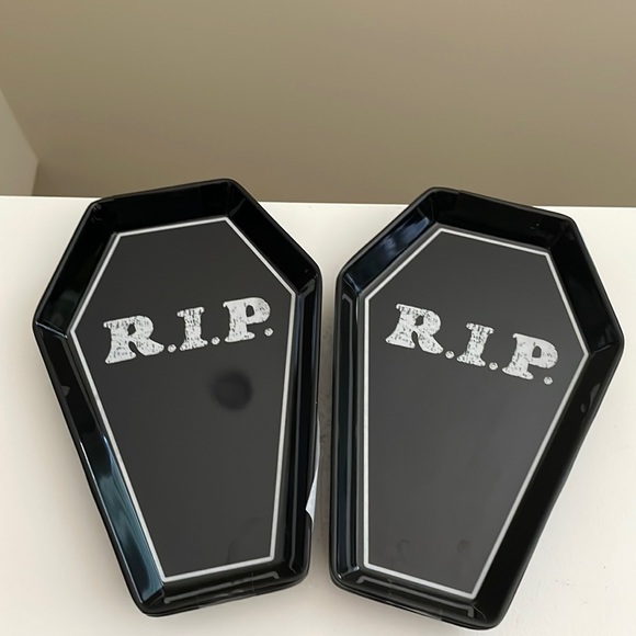 Target | Dining | New Target Bullseye Playground Set Of 4 Coffin ...